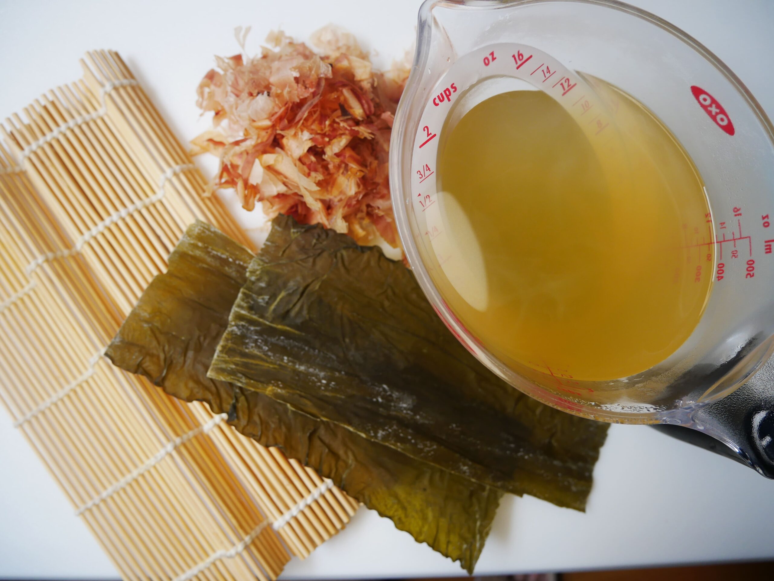 How to make Awase Dashi（Japanese soup stock）だしの作り方