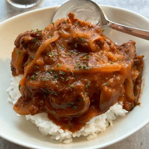 Hayashi Rice Recipe ( ハヤシライス – Japanese Hashed Beef Stew)