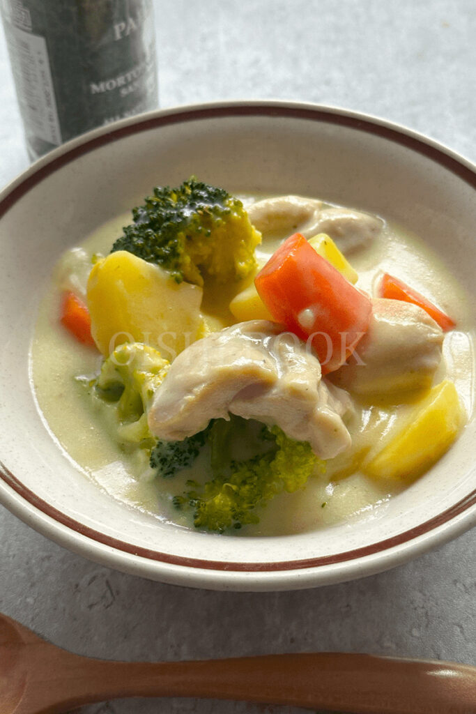Cream Stew Recipe ( クリームシチュー – Japanese white Stew )