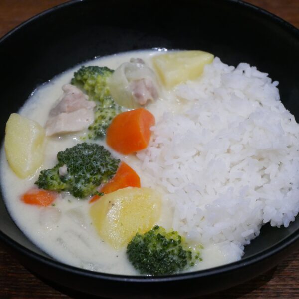 Cream Stew Recipe ( クリームシチュー – Japanese white Stew )
