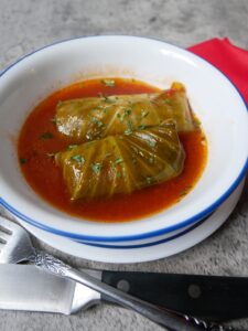 Roll Kyabetsu Recipe ( ロールキャベツ - Japanese Stuffed Cabbage Rolls ...