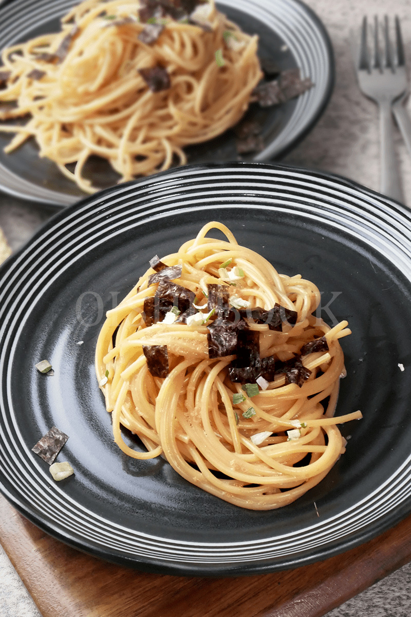 Tarako pasta with butter & soy sauce (たらこパスタ)