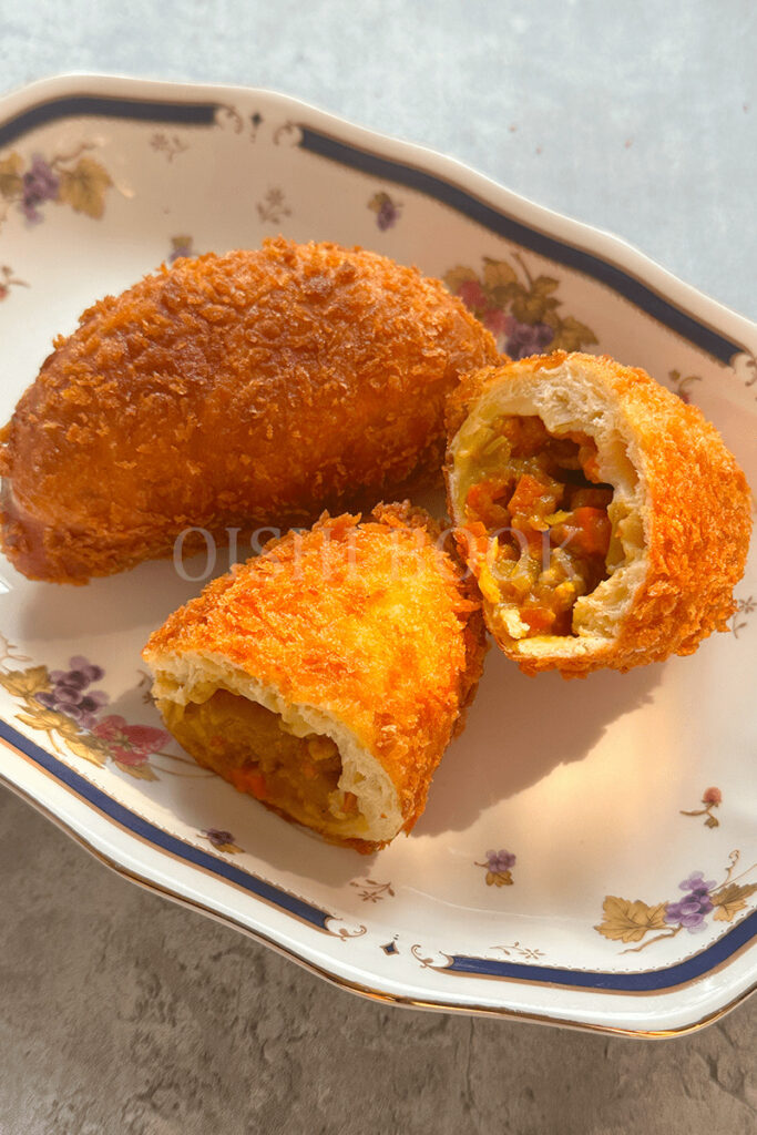 The Best Homemade Curry Pan (カレーパン – Curry Bread)