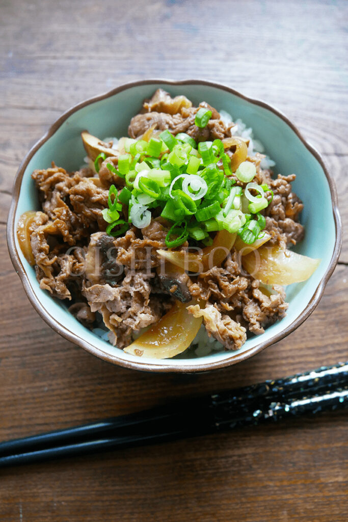 Kinoko and Beef Sauté (キノコとビーフ炒め)